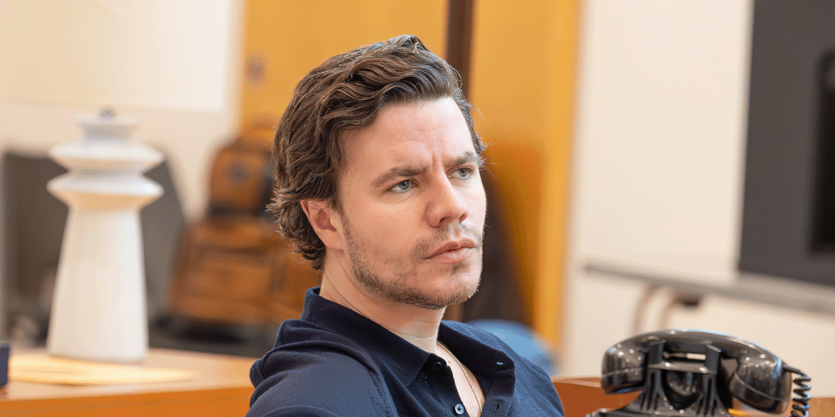 Retrograde, Apollo Theatre tickets | Official London Theatre